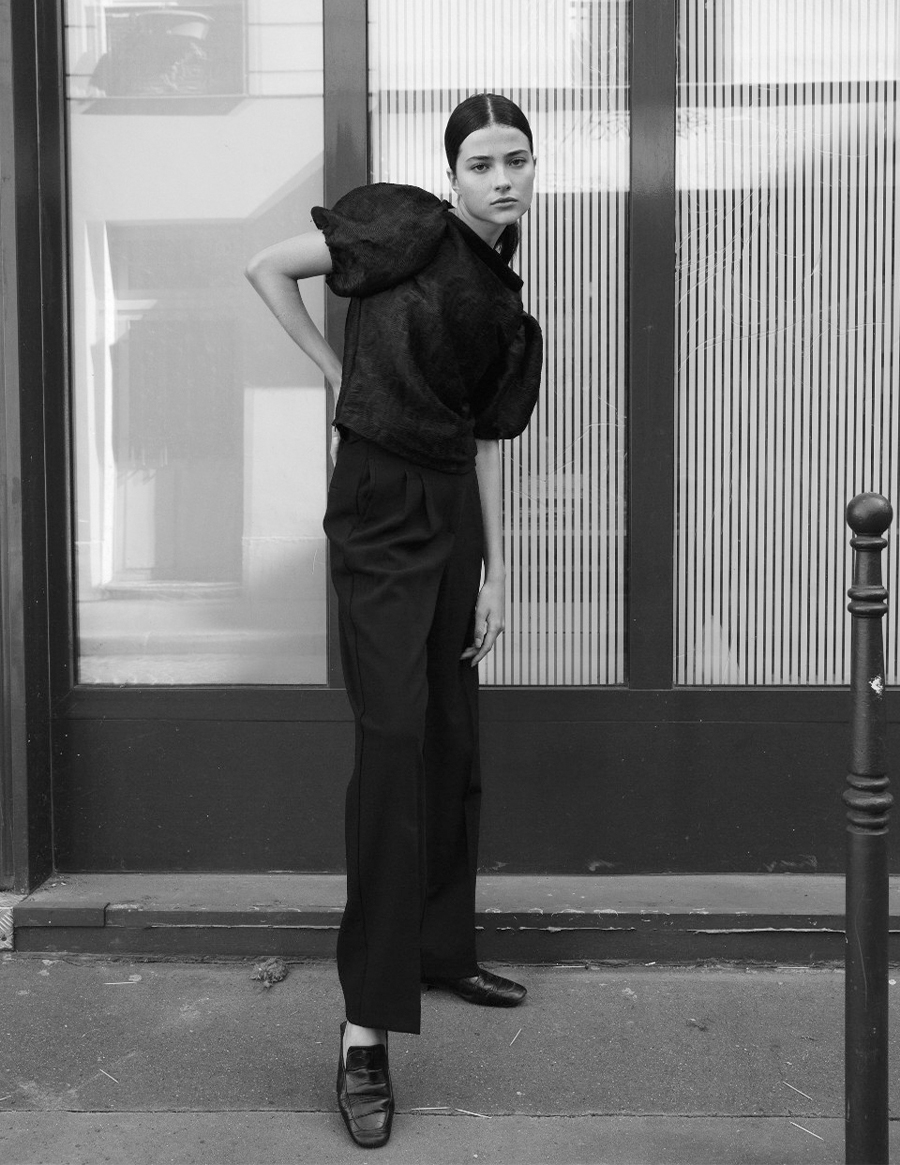 Blanca Soler - The Hive