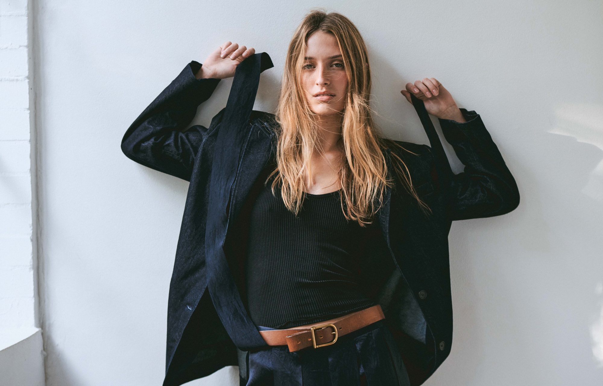 Isabelle Schilling - The Hive