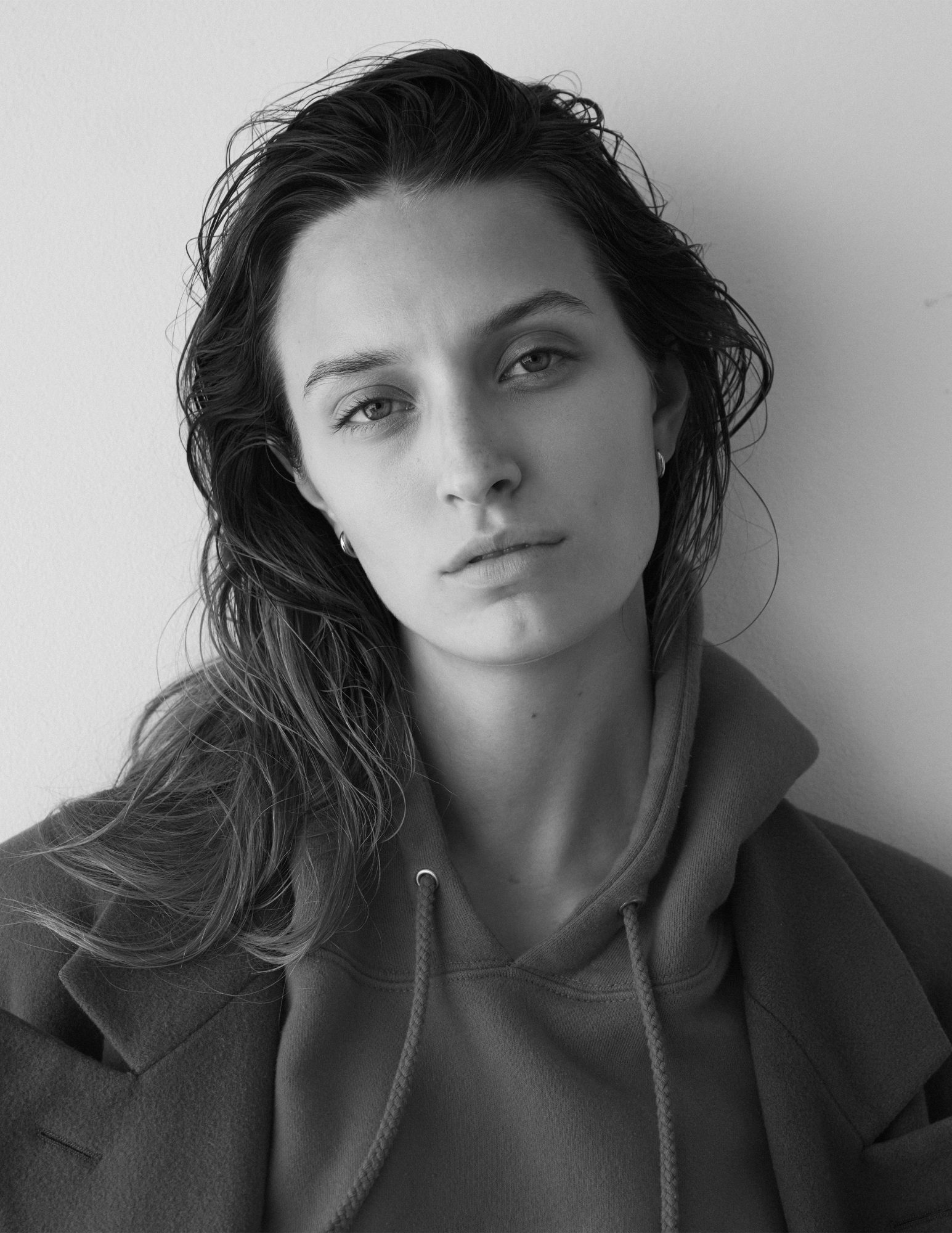 Isabelle Schilling - The Hive