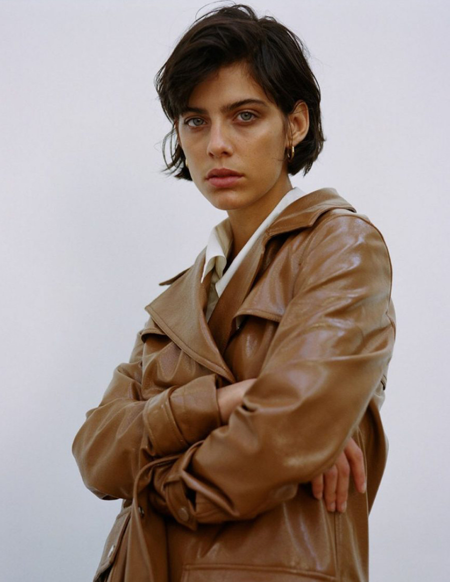 Margot Davy - The Hive