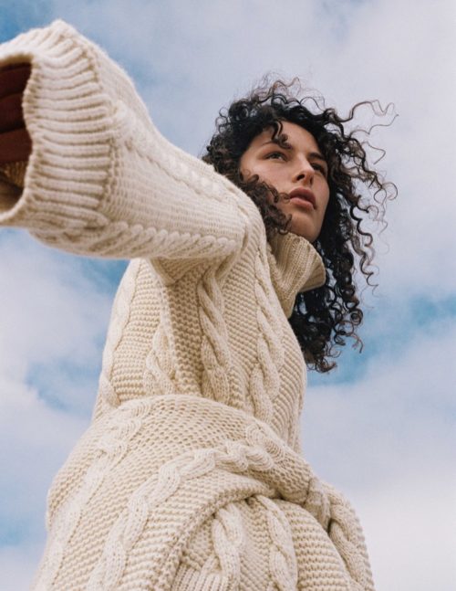 Phoebe Matthews - The Hive