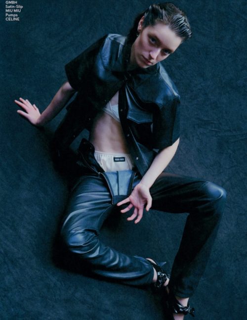 Cora Martens - The Hive