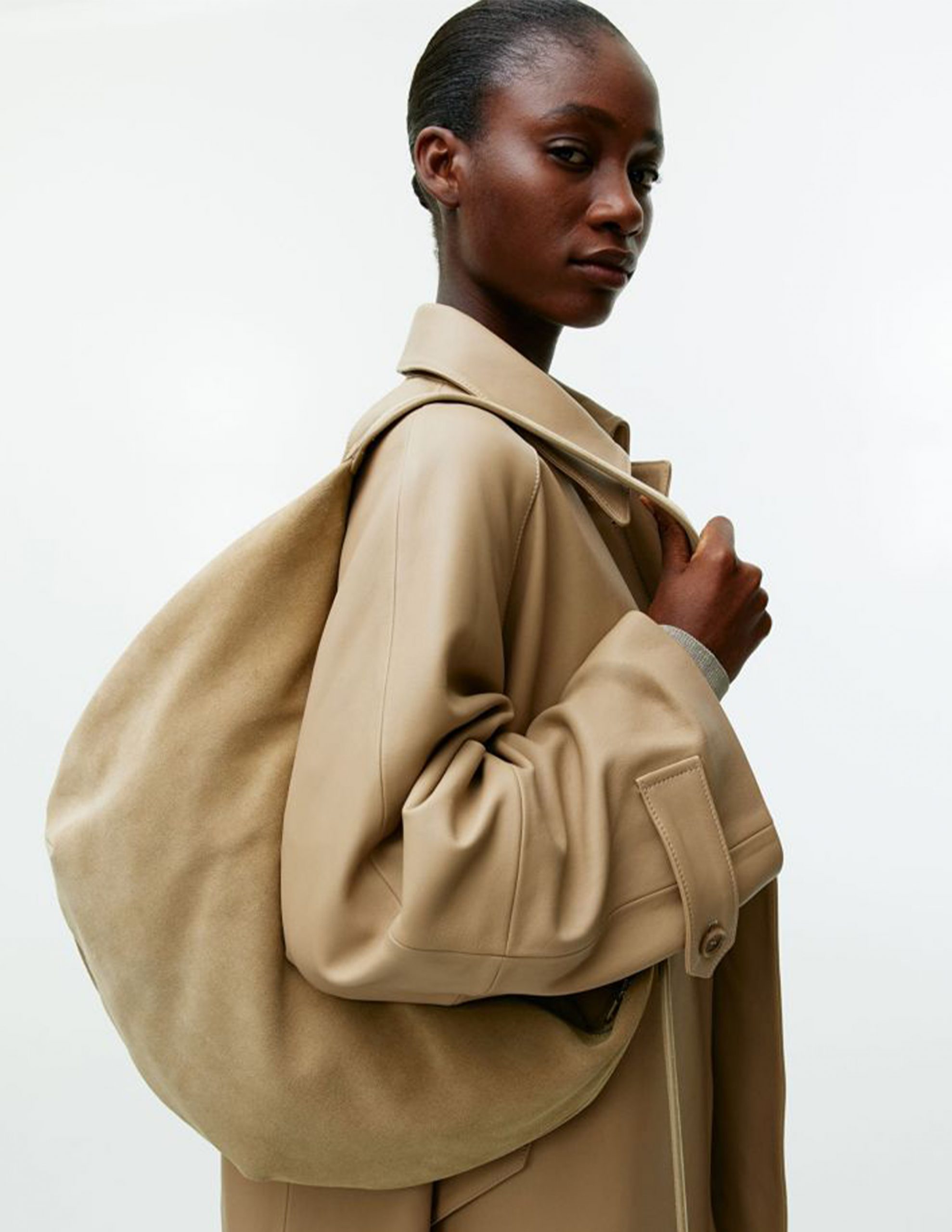 Deborah Akanni - The Hive