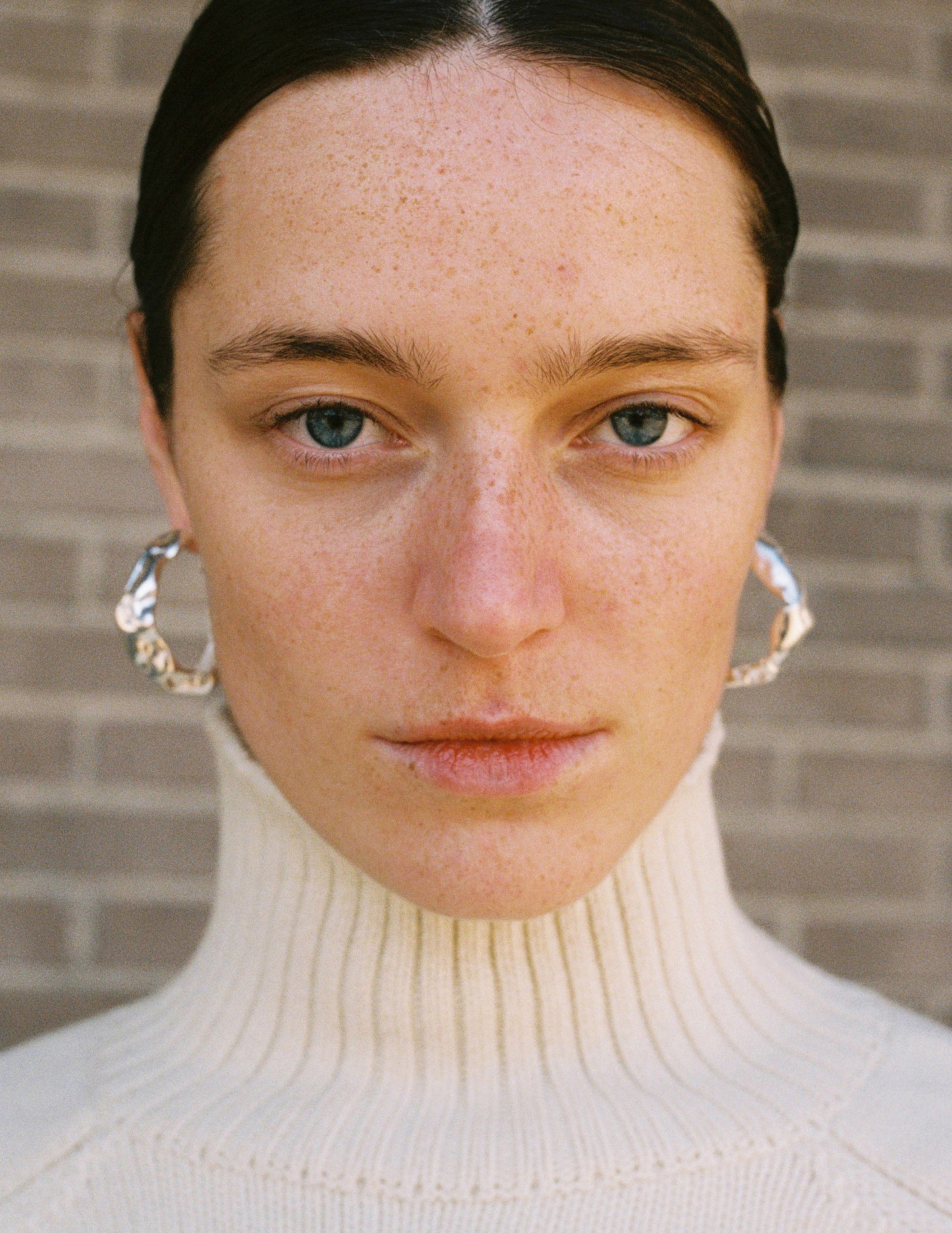 Cora Martens - The Hive