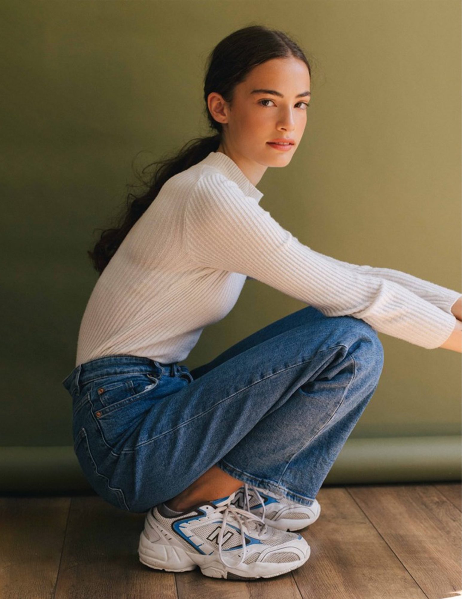 Gemma Peters - The Hive