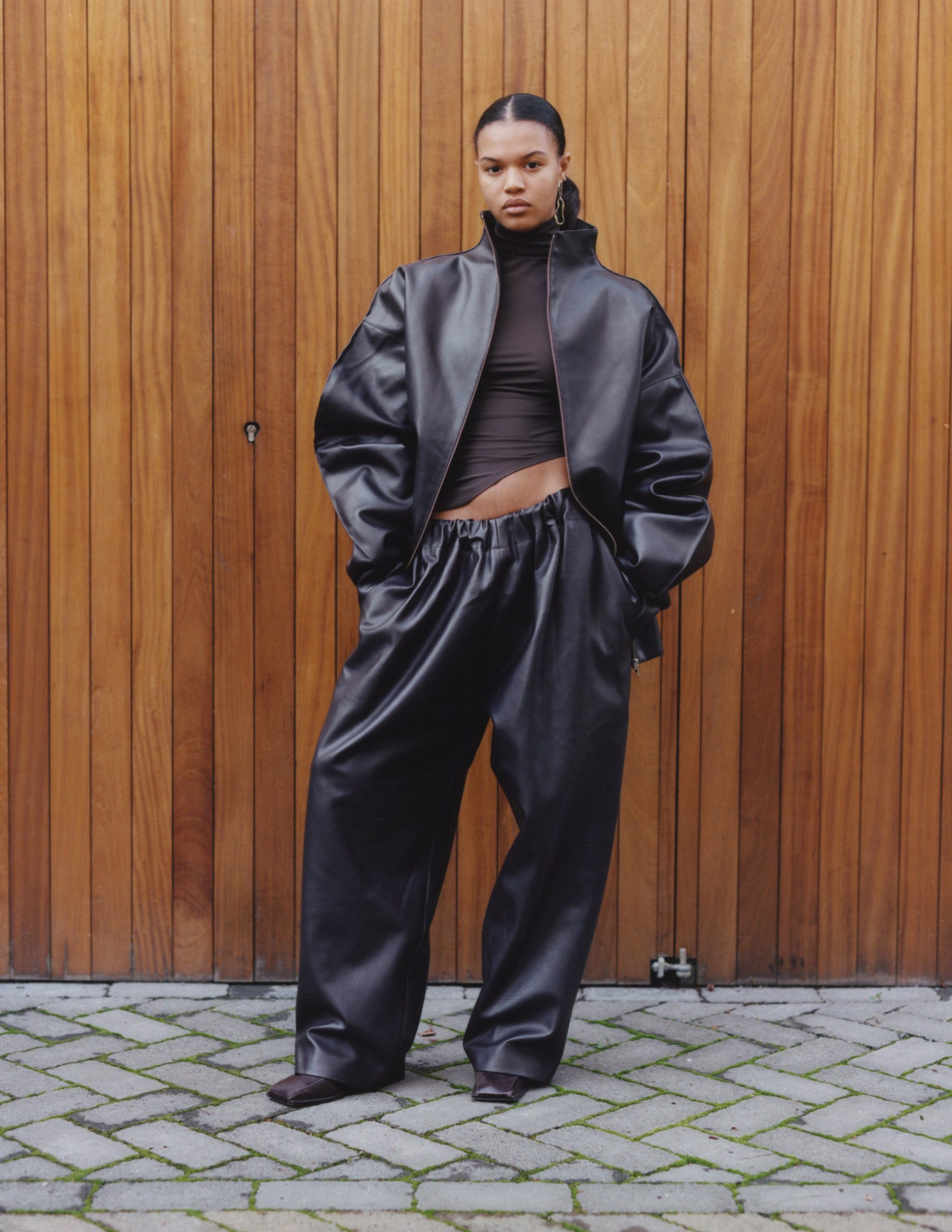 Sashauna Newman - The Hive