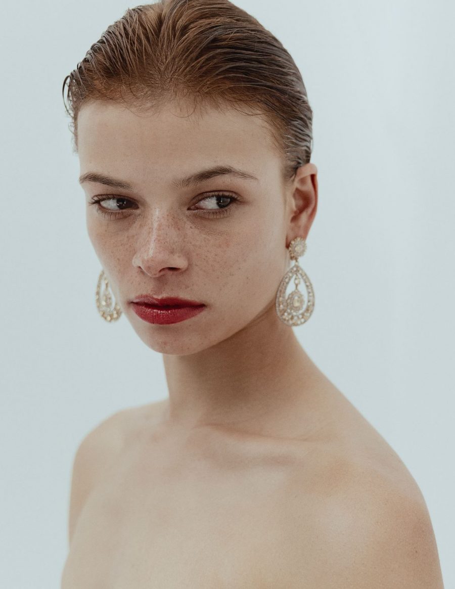 Lydia Burns - The Hive